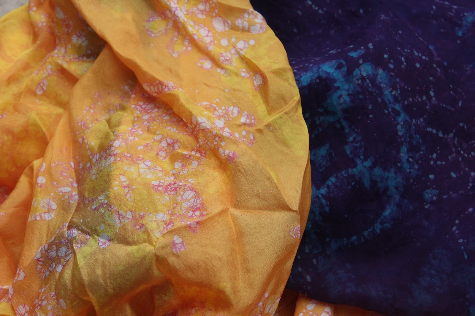 Studio 907: An afternoon of batiking