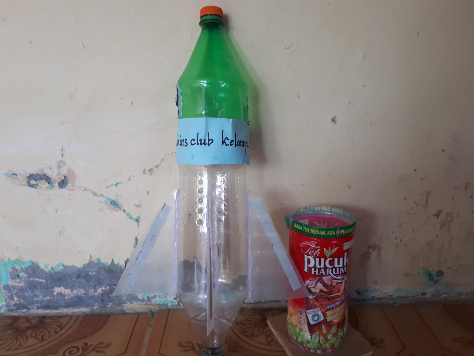 Hukum Newton 3 Pada Roket Air | Sains Club SMAN 1 Cilamaya