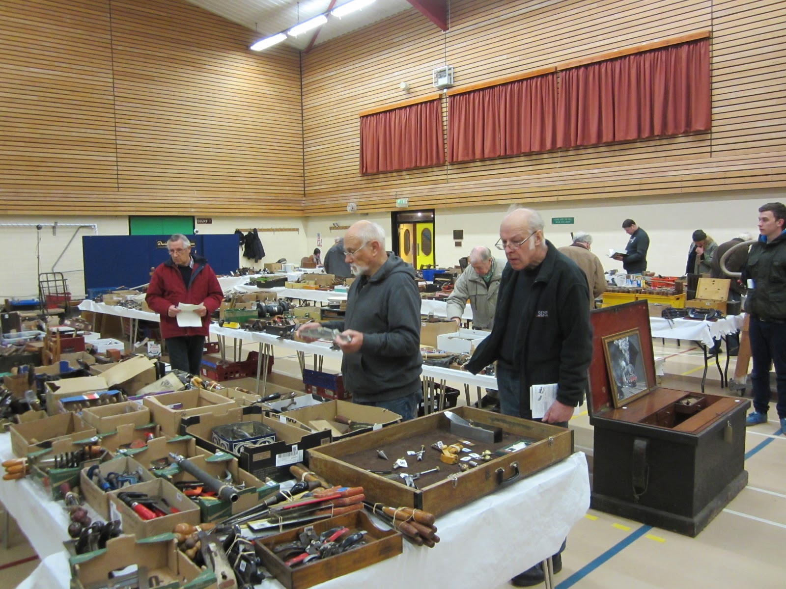 David Barron Furniture: David Stanley General Auction