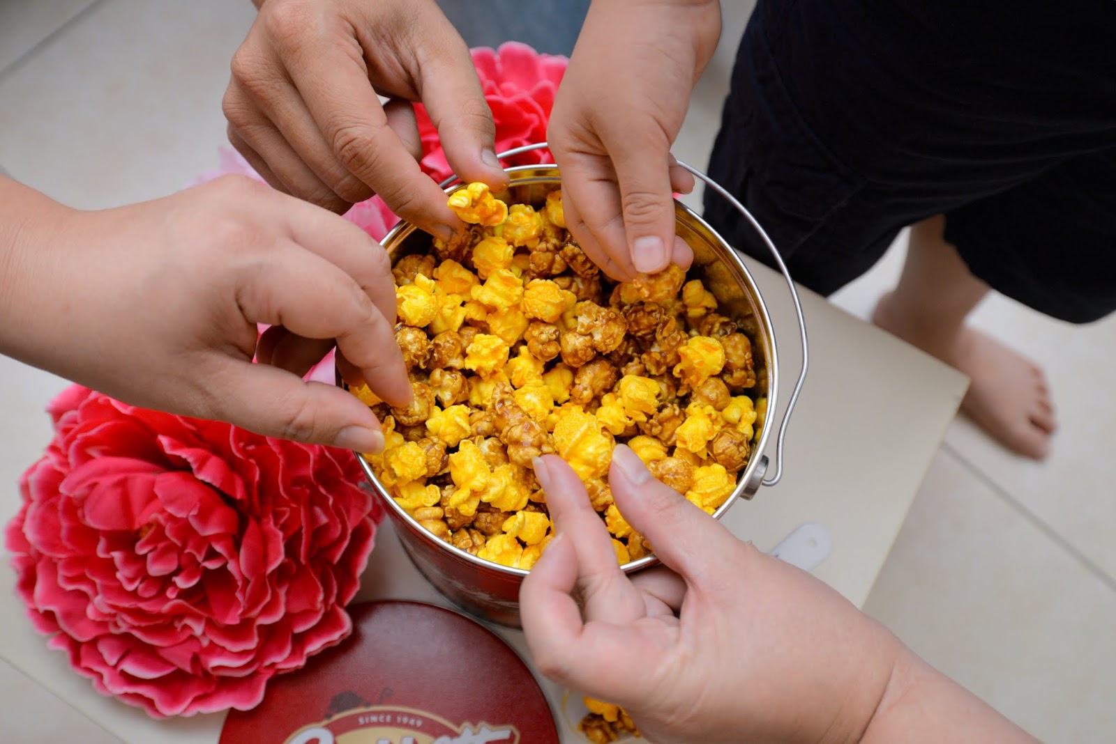 CHASING FOOD DREAMS: A Golden Prosperous Chinese New Year with Garrett ...