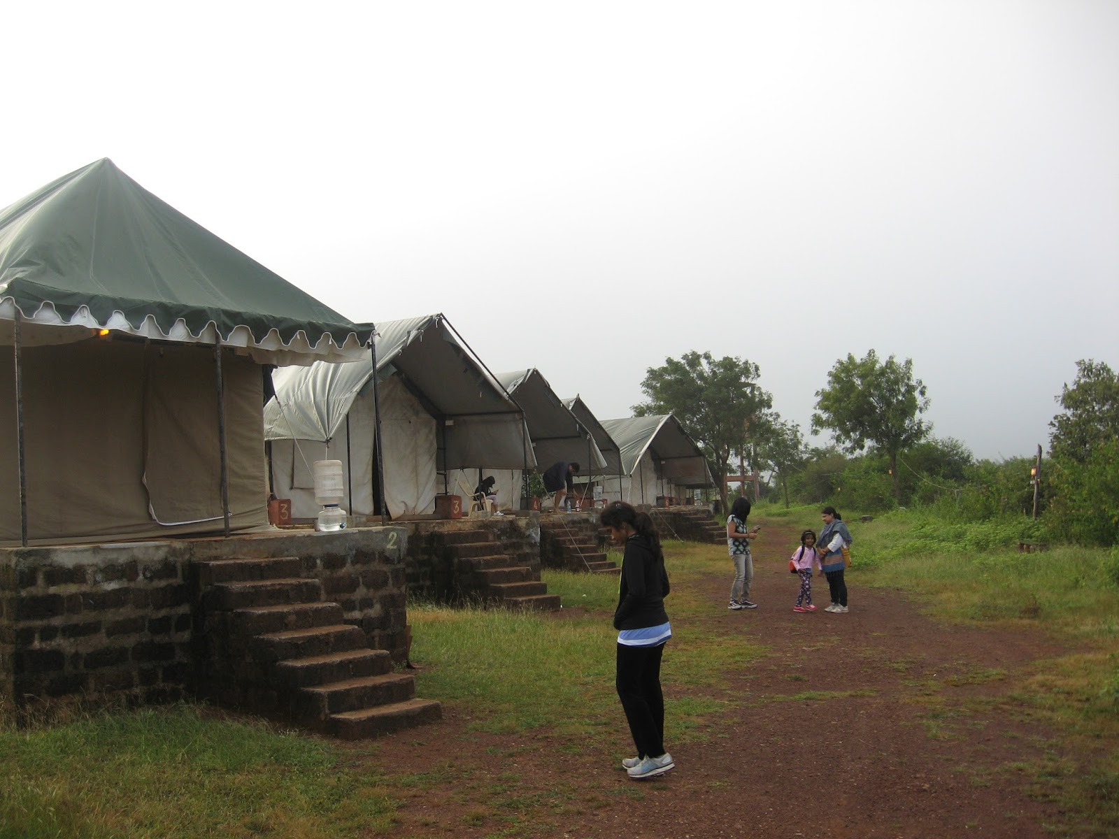 harimohan paruvu: Deccan Trails - A Quick Fun Outing