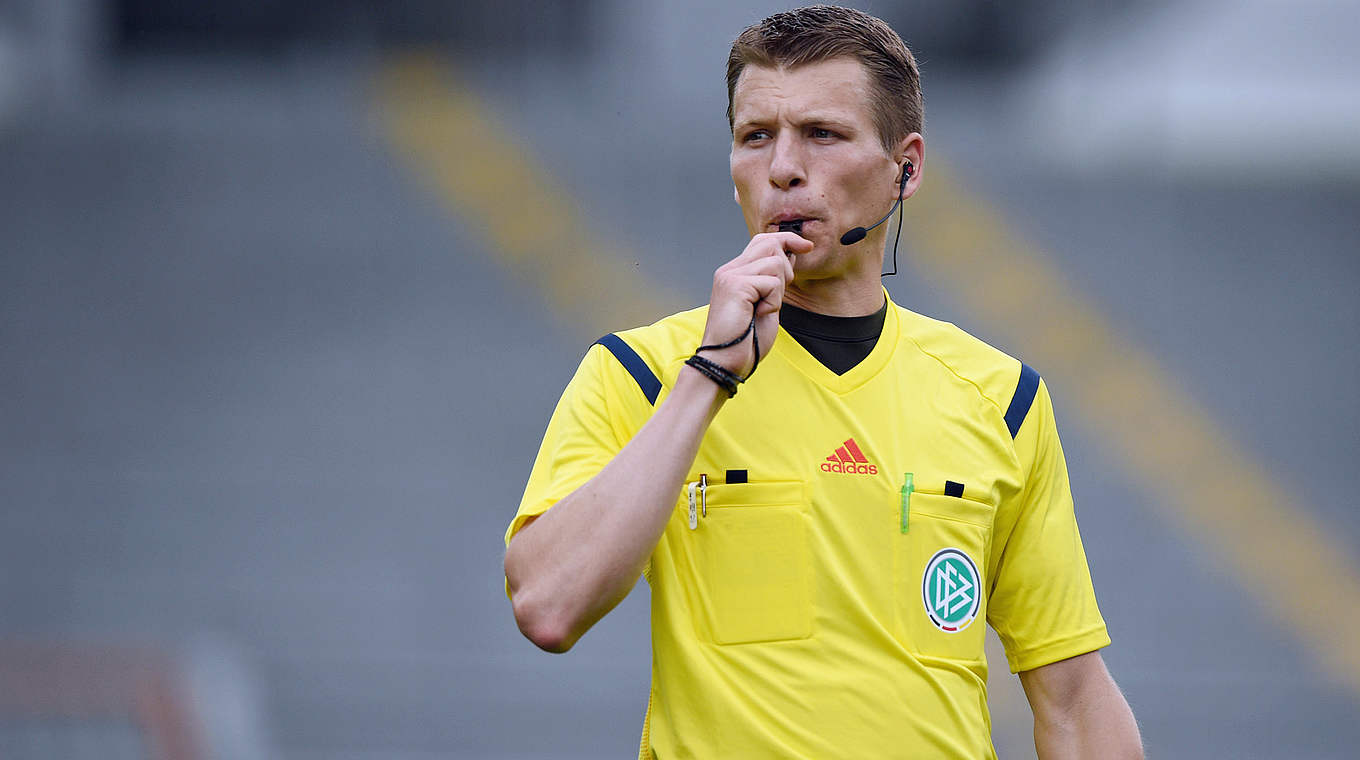 Law 5 - The Referee: Bundesliga: Round 30 Review