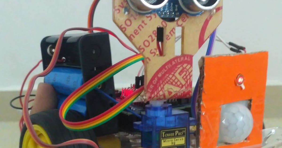 75. Automatic UV Disinfection Robot