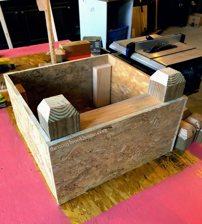 Affordable DIY Ottomans | The Stonybrook House