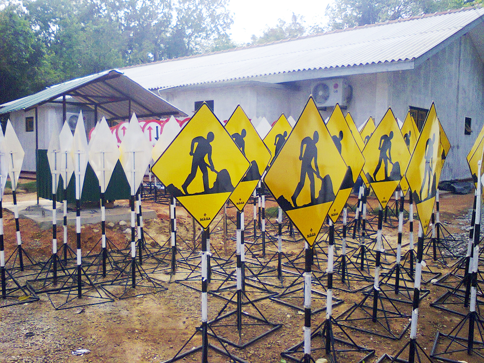 Dahamsa Advertising (pvt) Ltd.