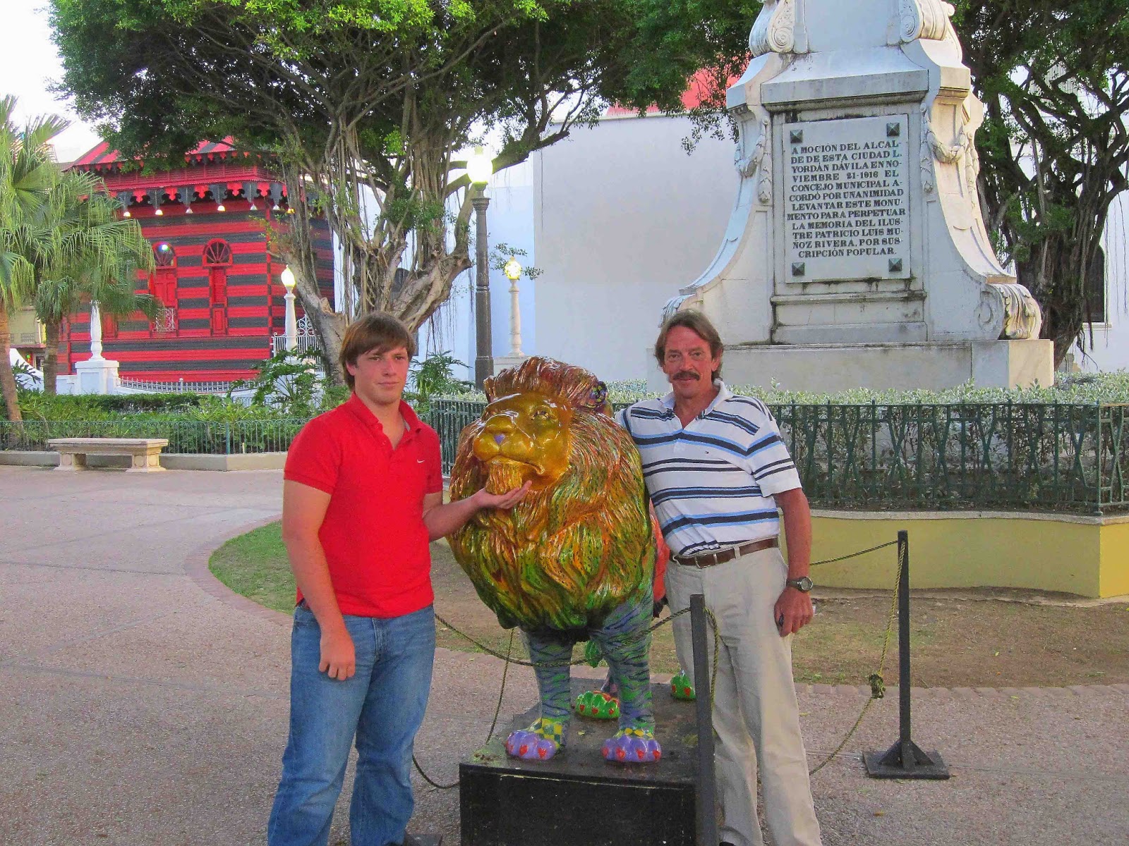 The Voyages of Snow White: February 2013