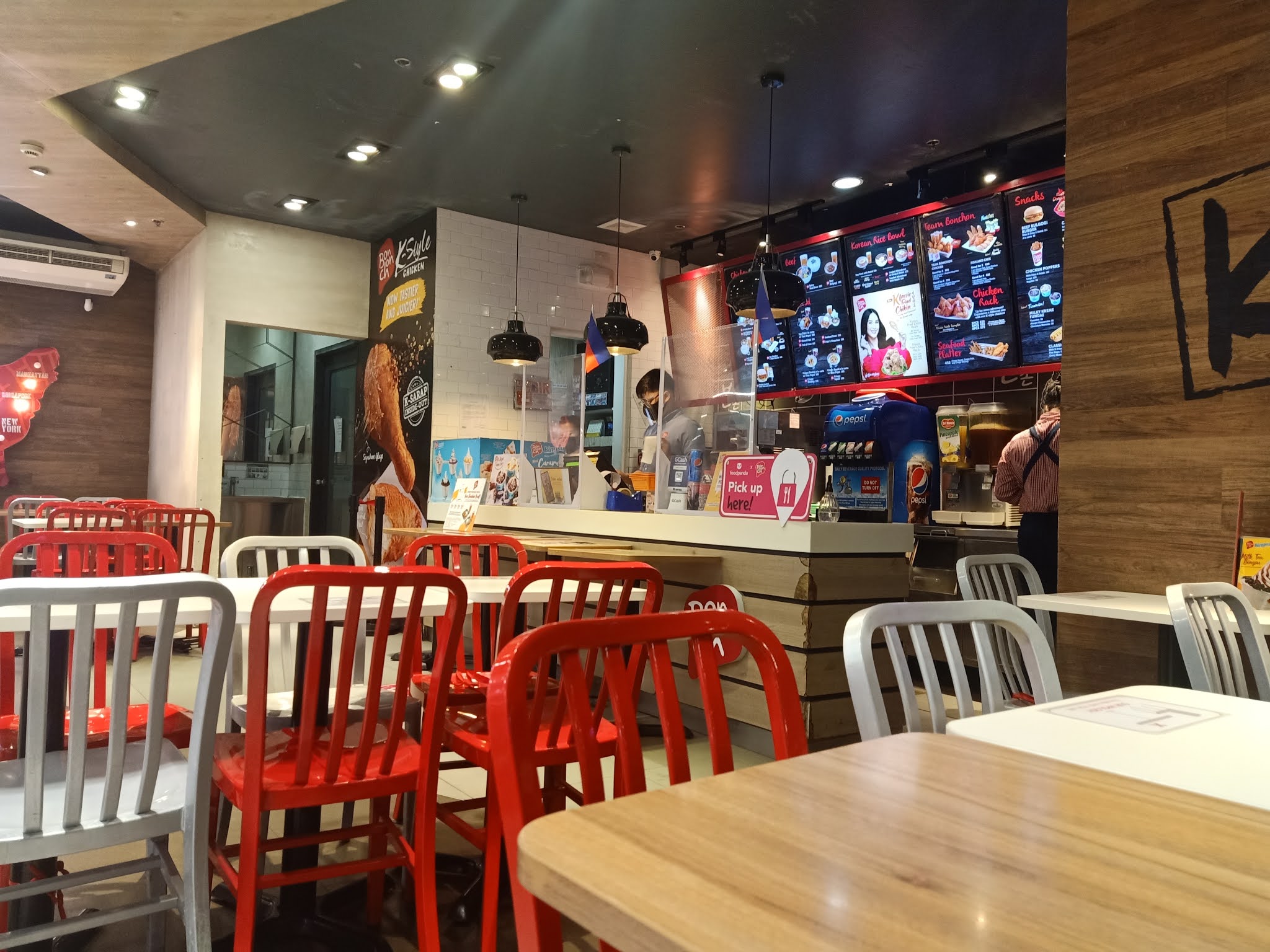 Arrogant Bonchon SM East branch cockily admits misdemeanor of blatant ...