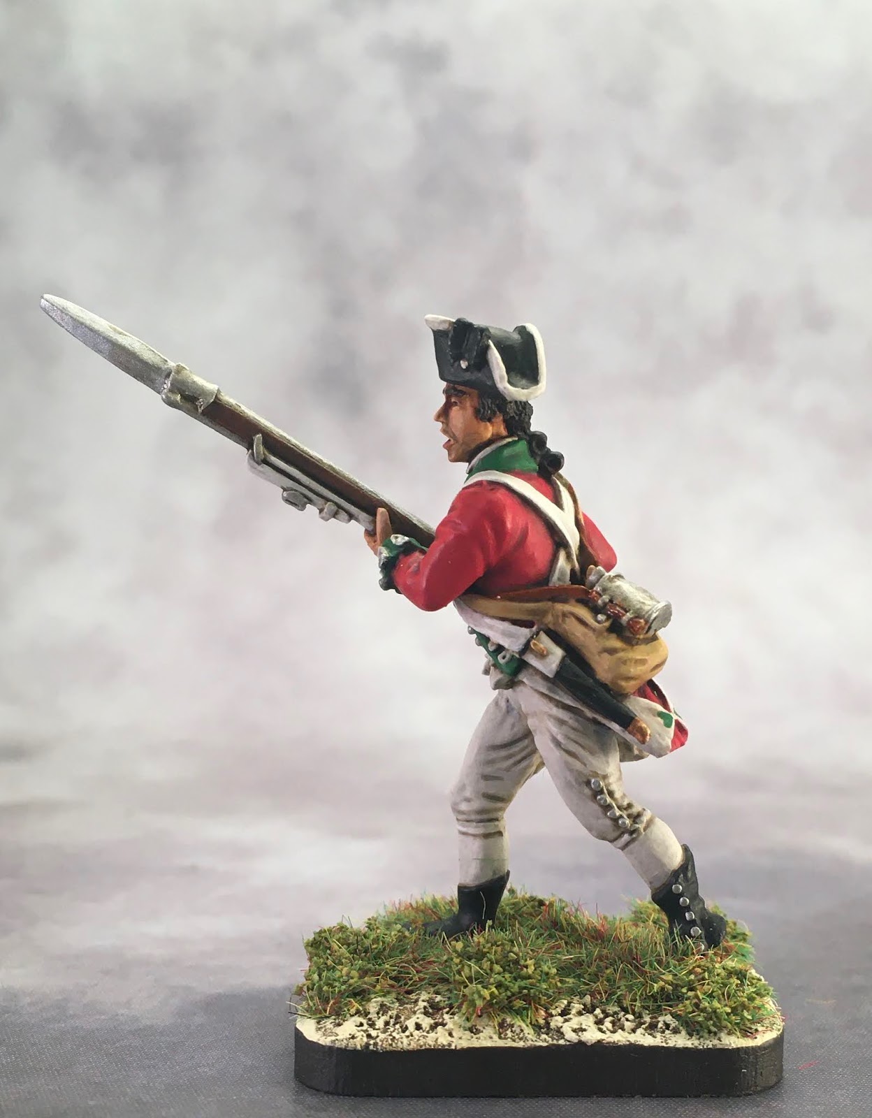 ALYS TOY SOLDIERS: A Slight Distraction... 40mm AWI