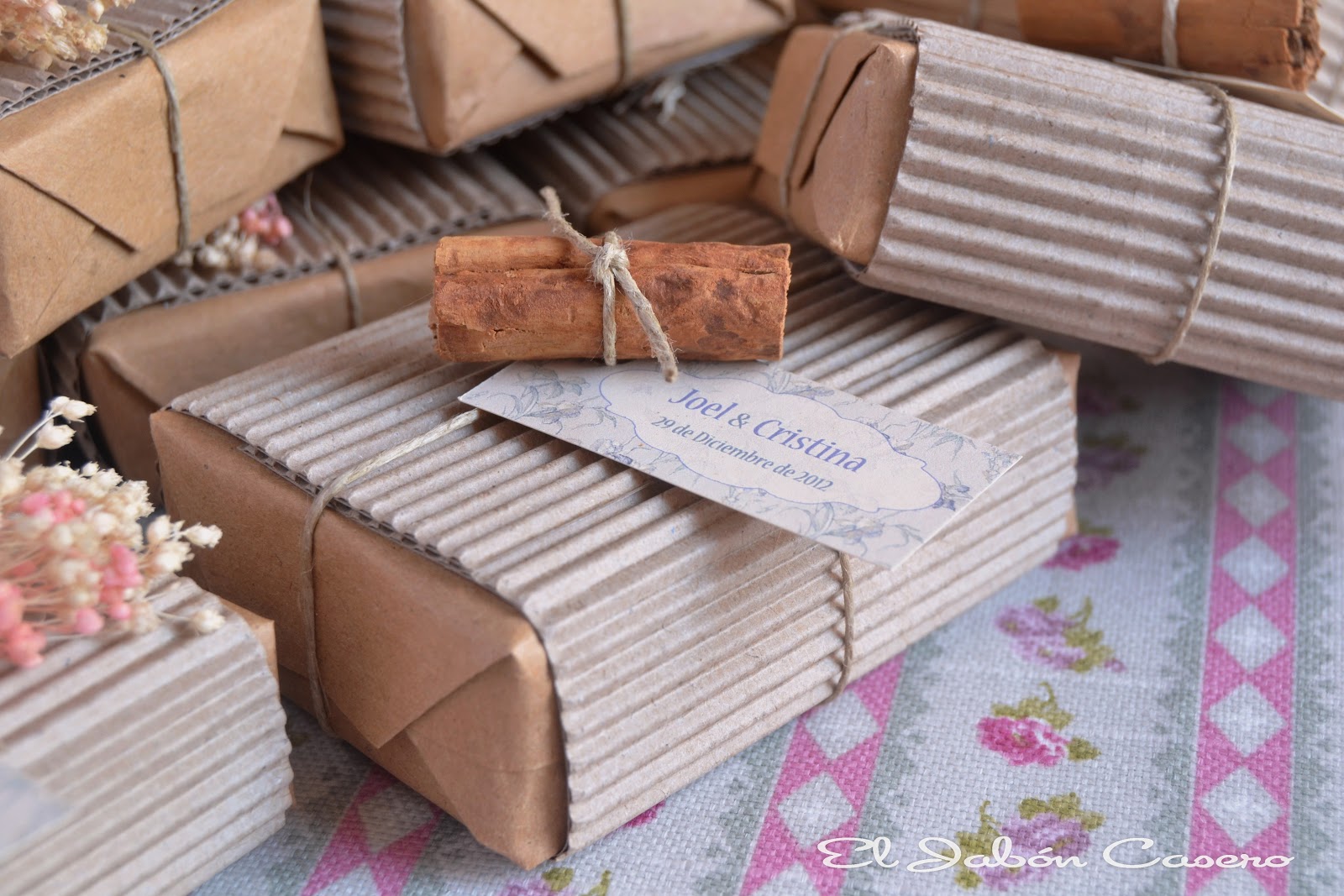 Detalles de boda para ellas y ellos. Jabones y bálsamos. Detalles de boda para ellas y ellos. Jabones y bálsamos.