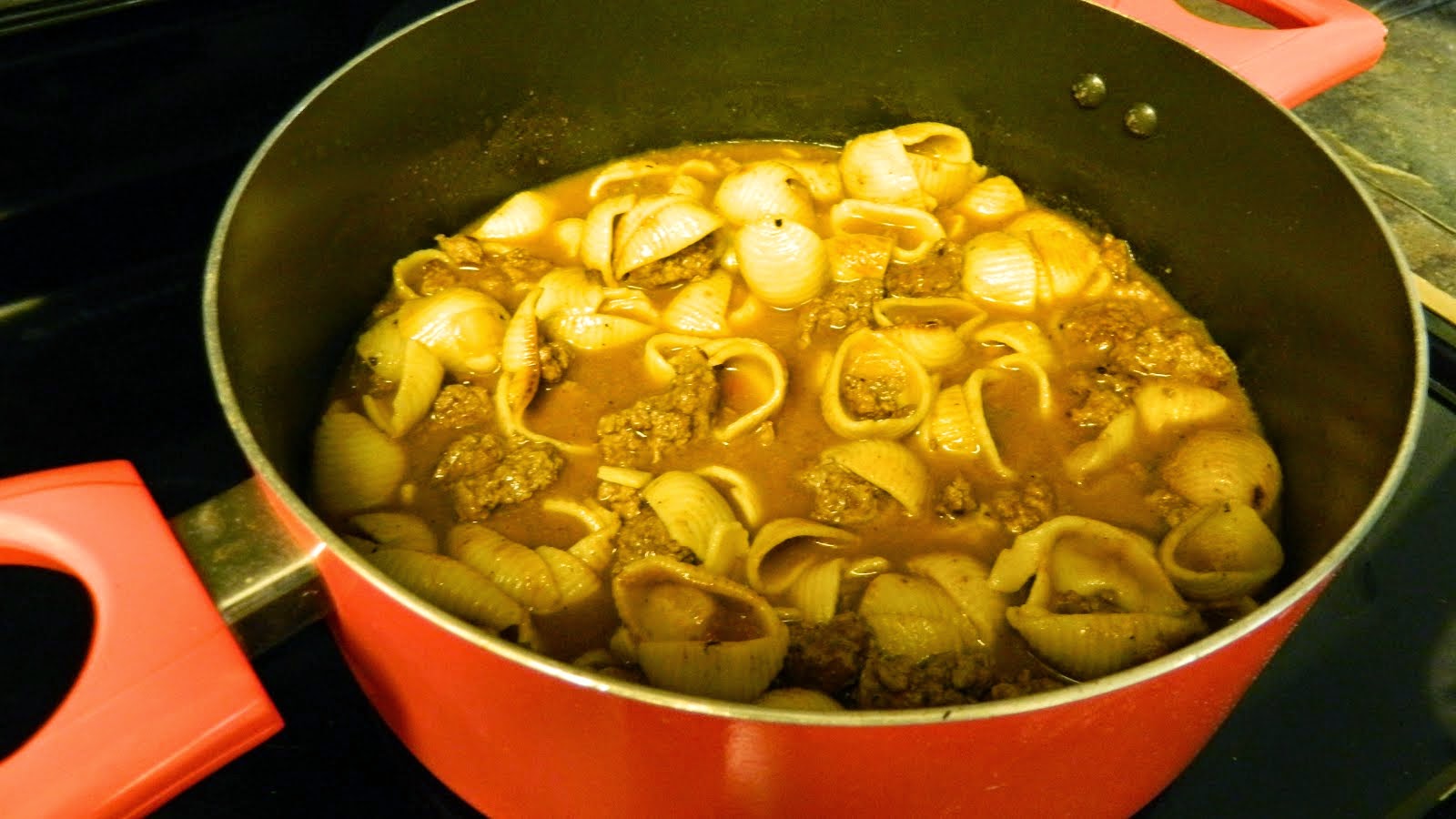 Cooking for my friends: CONCHITAS CON CARNE
