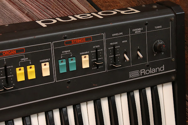 MATRIXSYNTH: Roland RS-09 Organ / String Synthesizer