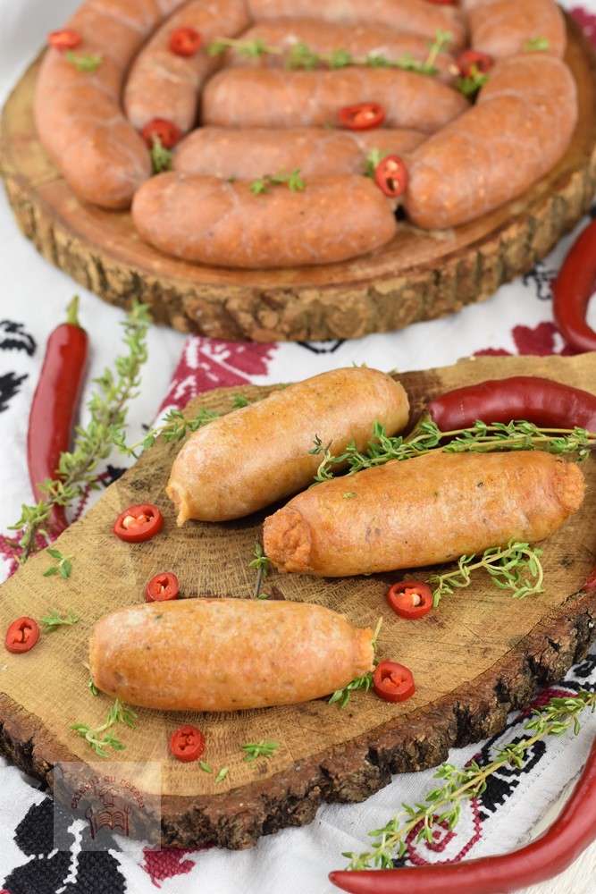 Carnati de casa, din carne de pui - CAIETUL CU RETETE