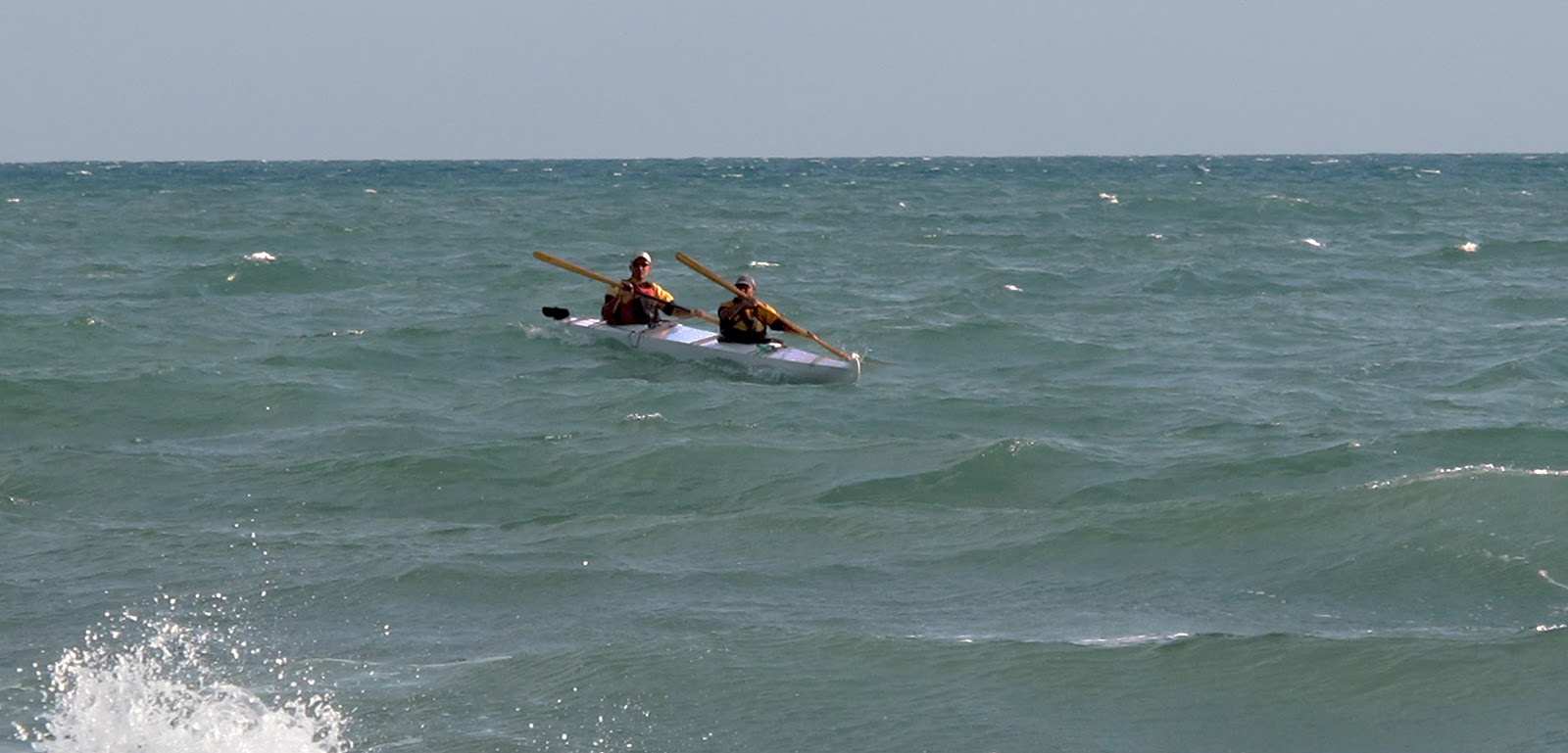 PN Kayak: Iqyax (baidarka) two hole.44km da Anzio a Ostia attraverso il ...