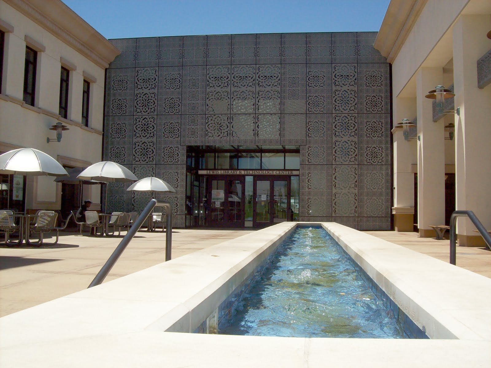 The Los Angeles Library Tour: Los Angeles Library Tour - Fontana Lewis ...