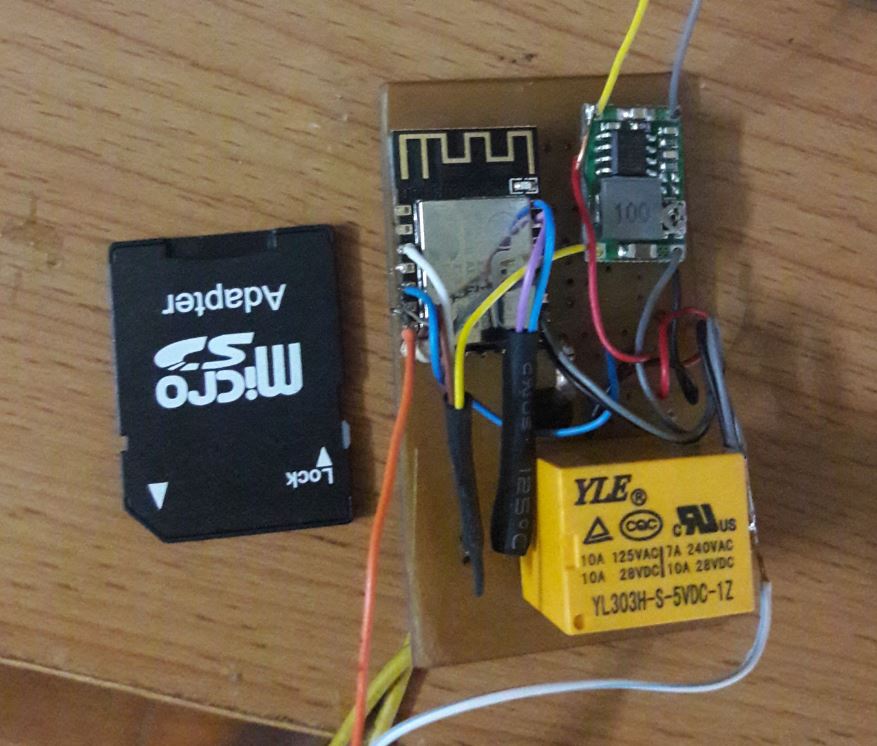 Make it easy!: ESP8266 wifi light switch