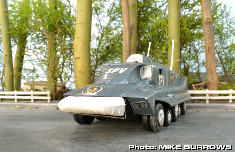 MOONBASE CENTRAL: A LOOK AT THE CENTURY 21 SPECTRUM PURSUIT VEHICLE