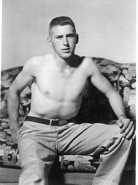 Men From Back Then : Vintage Airman