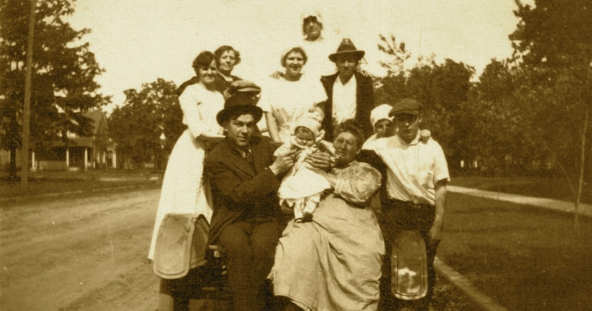 Harrell Genealogy Exchange: Winnie Anna Bell Harrell and family.