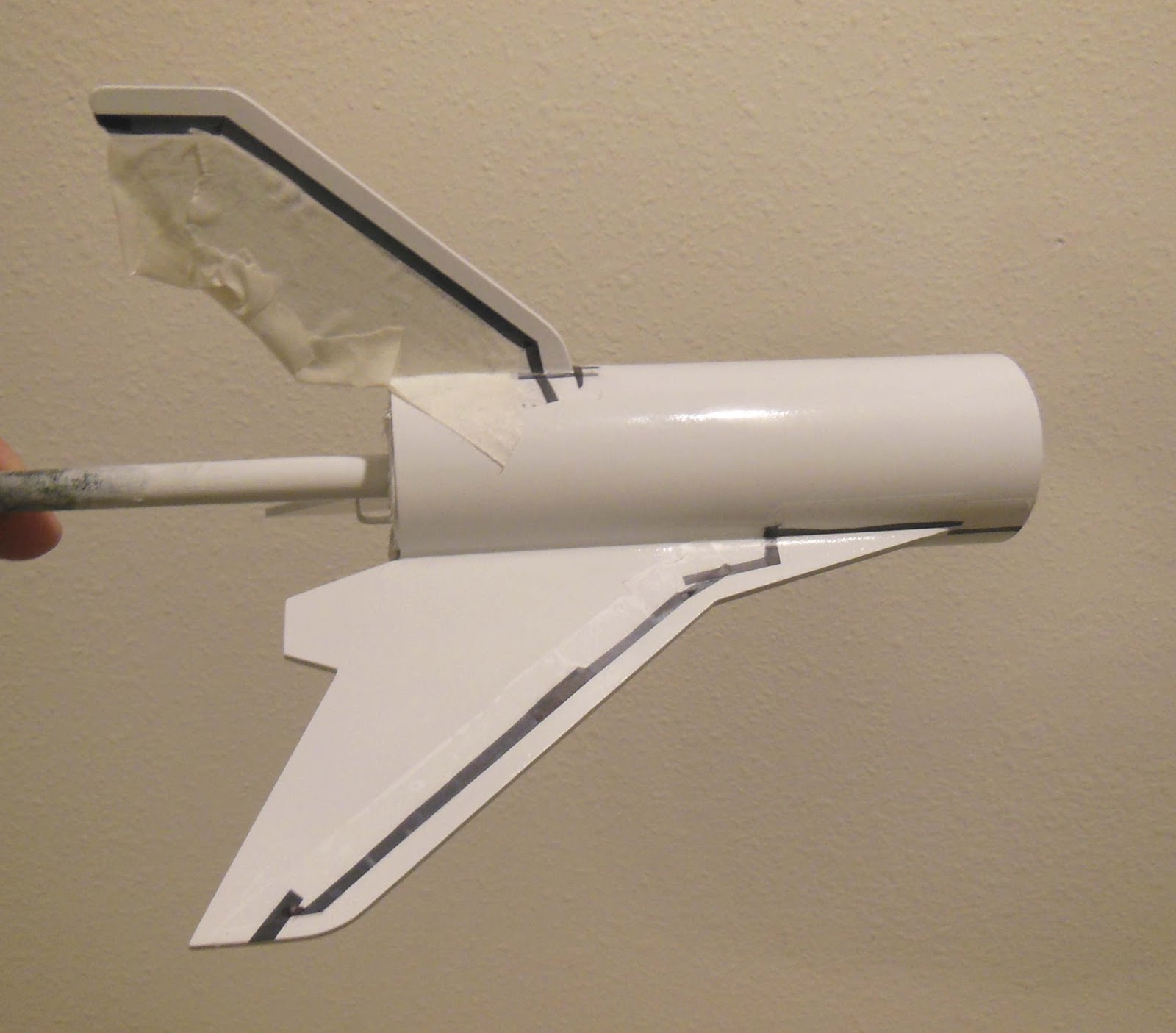 Model Rocket Building: Estes Mini Shuttle Build. Part 7, Masking