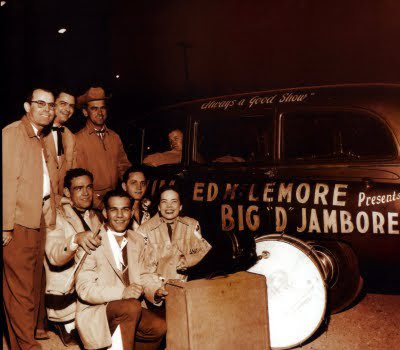 Let's Keep the 50's Spirit Alive!: Charline Arthur and band outside the ...