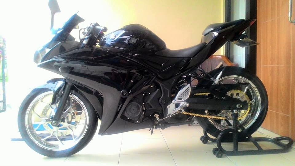 Modifikasi Yamaha YZF-R25 Minimalis, Hitam Kinclong! | KONSEP MODIFIKASI
