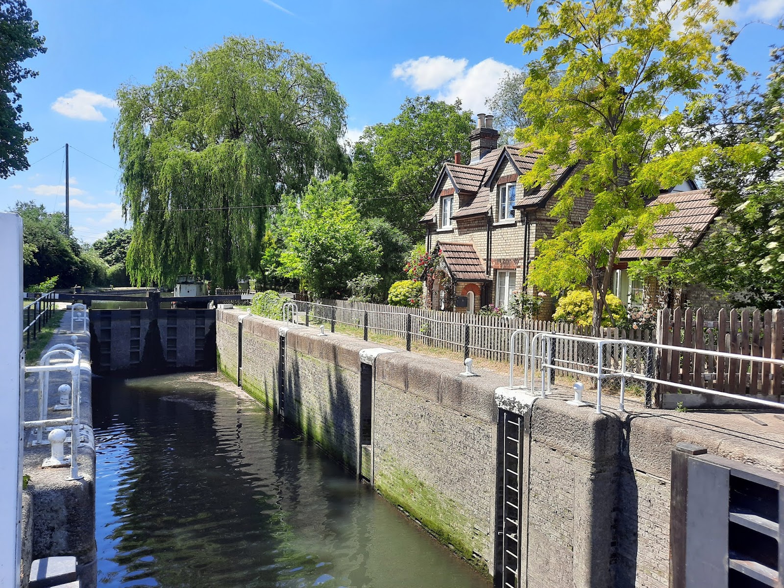 My Adventures 3: Hertford to Ware,Hertfordshire Circular Walk 1st June 2020