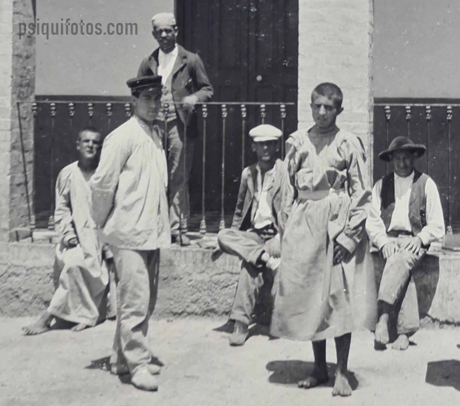 Imágenes de la psiquiatría: 421. El manicomio de Málaga en 1900. (y II ...