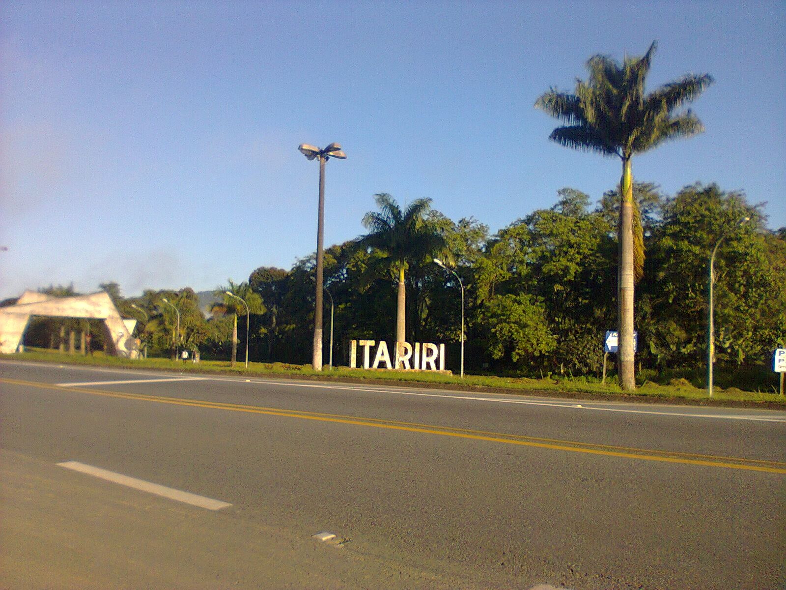 UM OLHAR SOBRE ITARIRI-SP...: ENTRADA DA CIDADE...