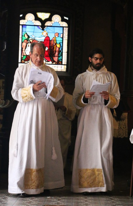 New Liturgical Movement: Video of Medieval Vespers of Easter in Paris ...