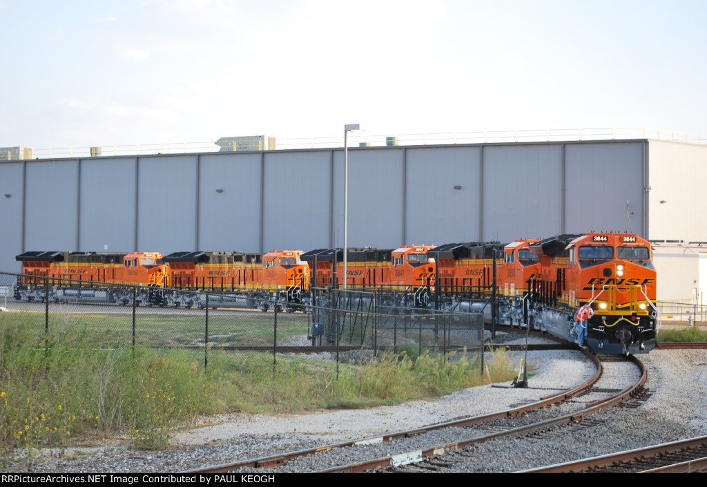 Industrial History: How Wabtec/GE Locomotives are made