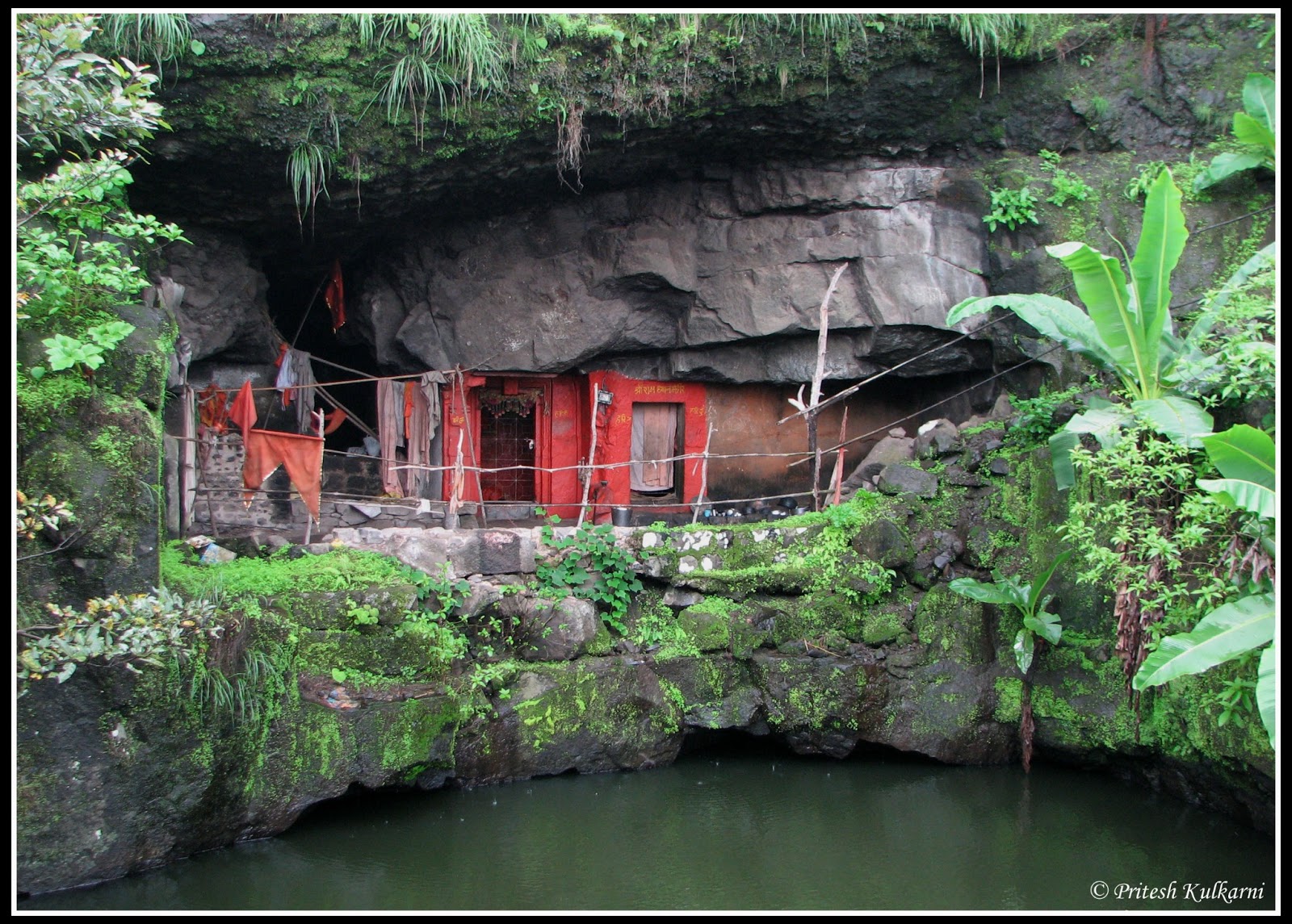 Travel blogs: Monsoon trek to Tikona fort