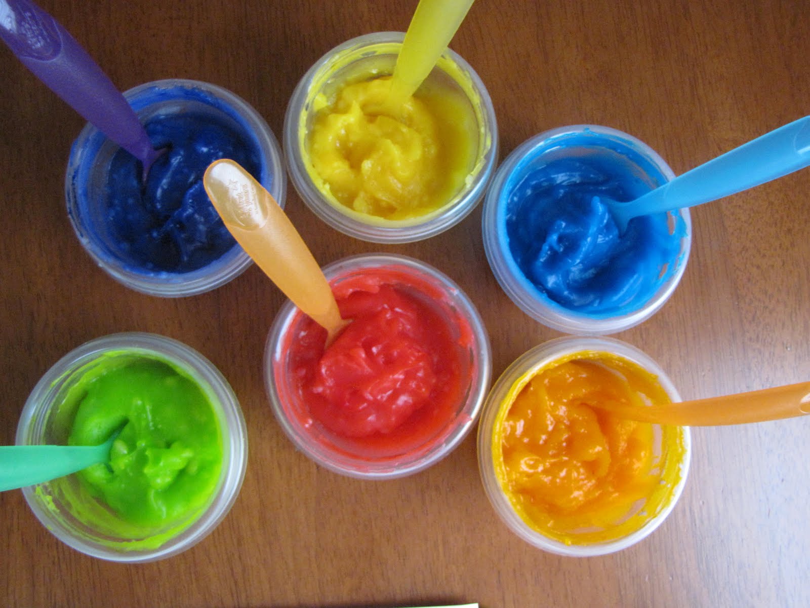 Pinch of Lime: Fantastically Fun Finger Paint