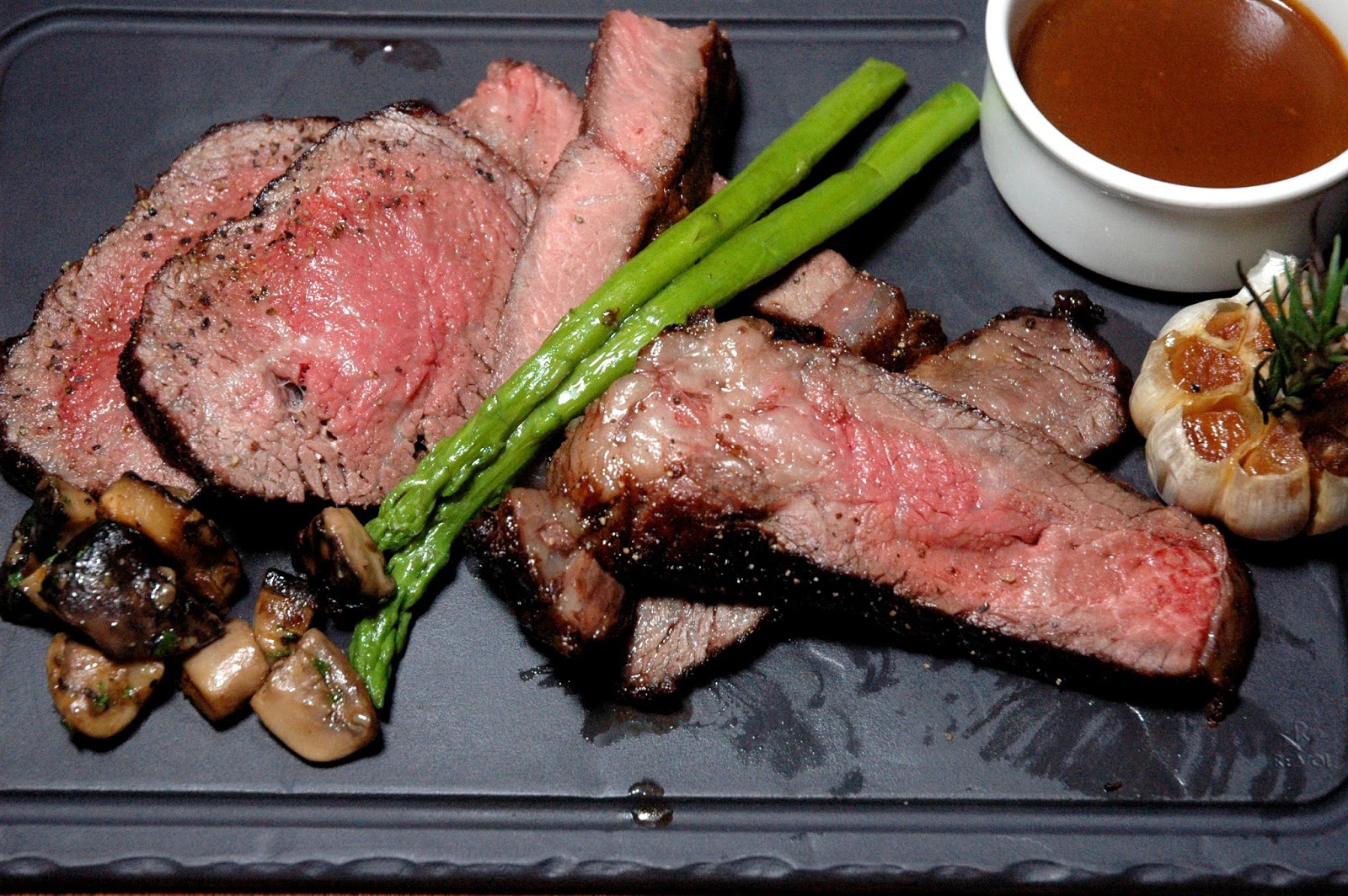 DUDE FOR FOOD: Serious Beef: We Steak and Wine Seriously...at Sage ...