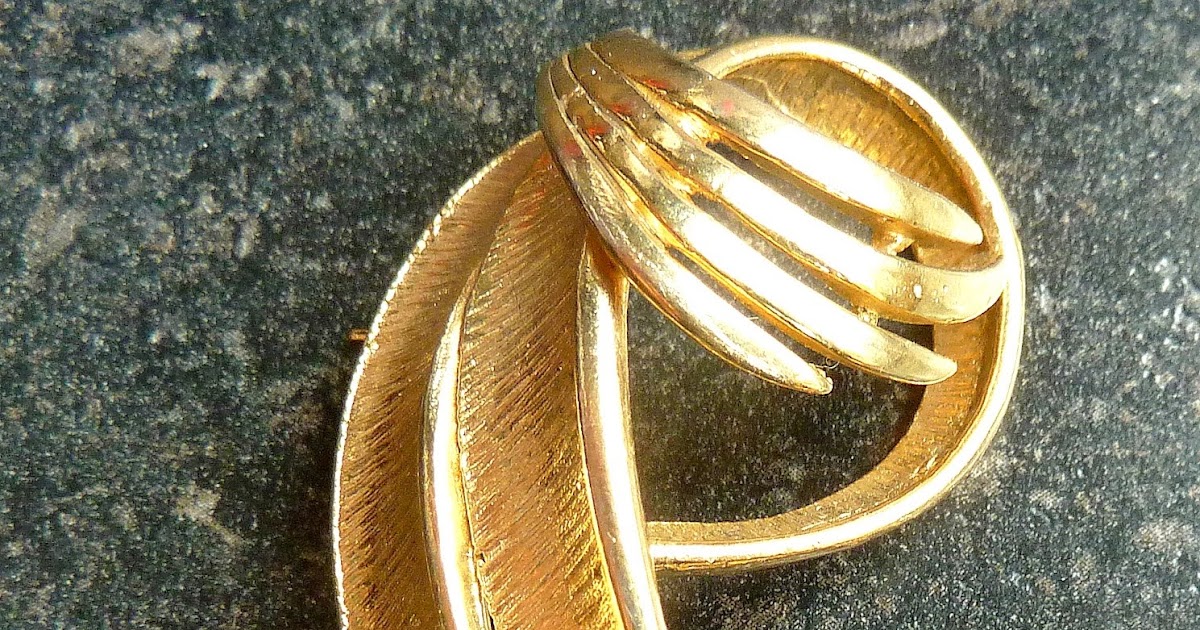 KCA Vintage Gems: Vintage Sphinx Jewellery