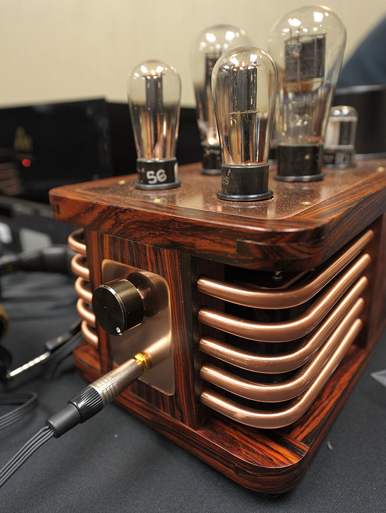 DIY Audio Electronics from Zynsonix.com: Steampunk Art & Design