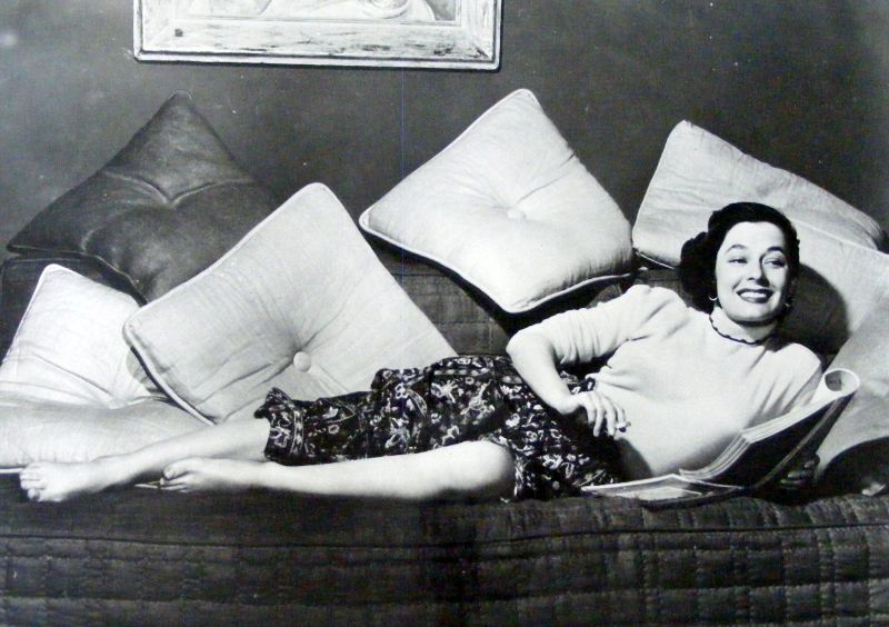 45 Glamorous Photos of Ruth Roman in the 1940s and ‘50s ~ Vintage Everyday