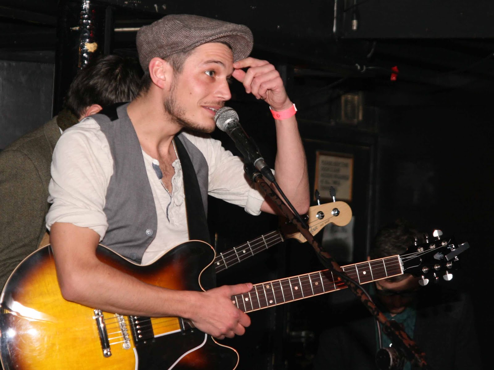 Now Then Manchester: Slow Show and Ellis Davies & Ríoghnach Connolly ...