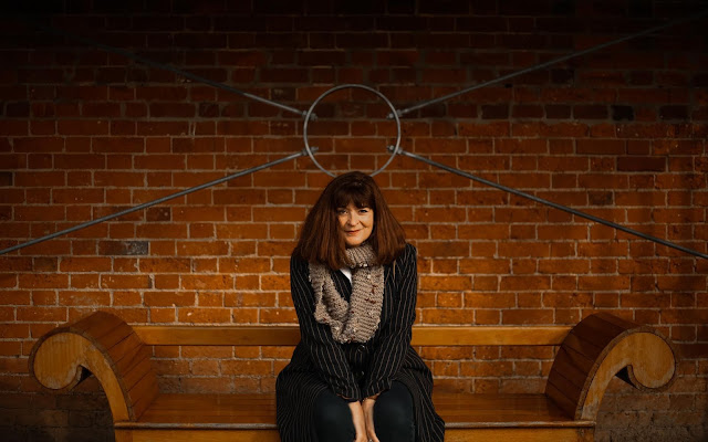 DEBUT DIARIES Kate Wiseman - Words&Pictures