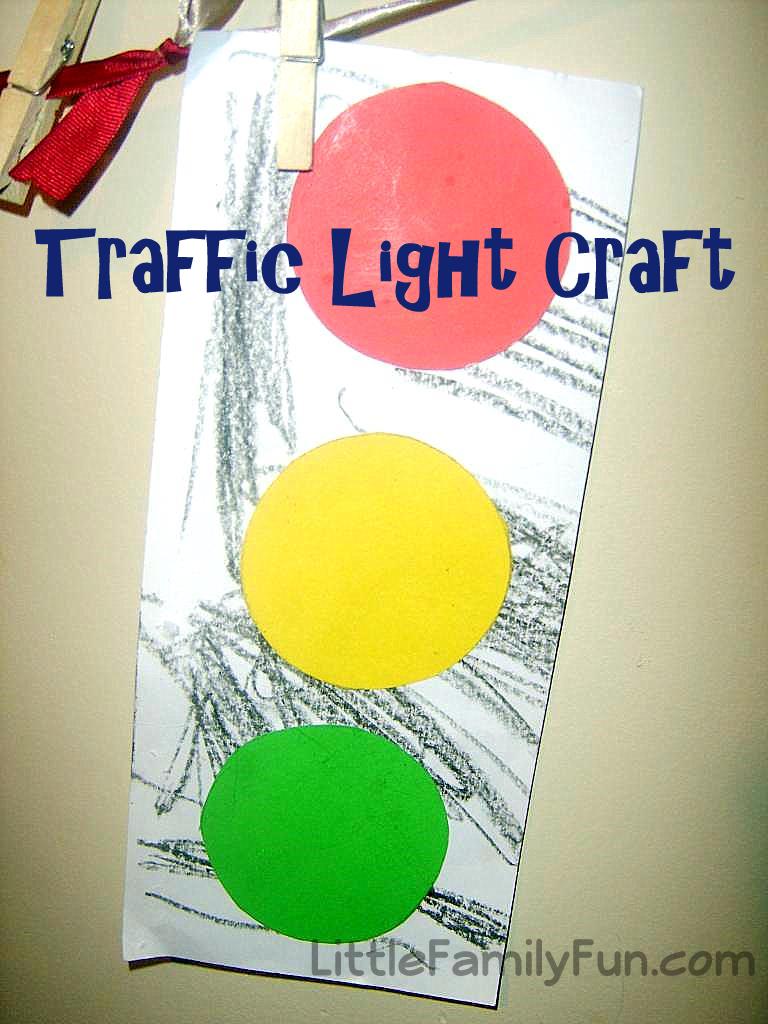 Little Family Fun: Red Light, Green Light!