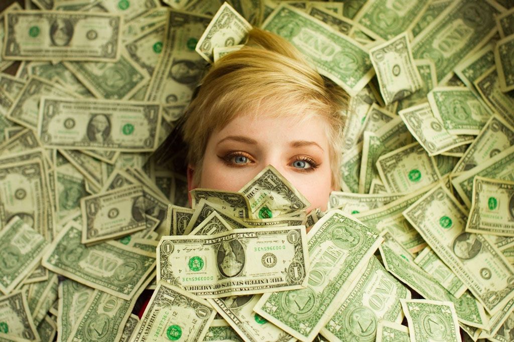 El dinero y yo, como relación. El dinero y yo, como relación.