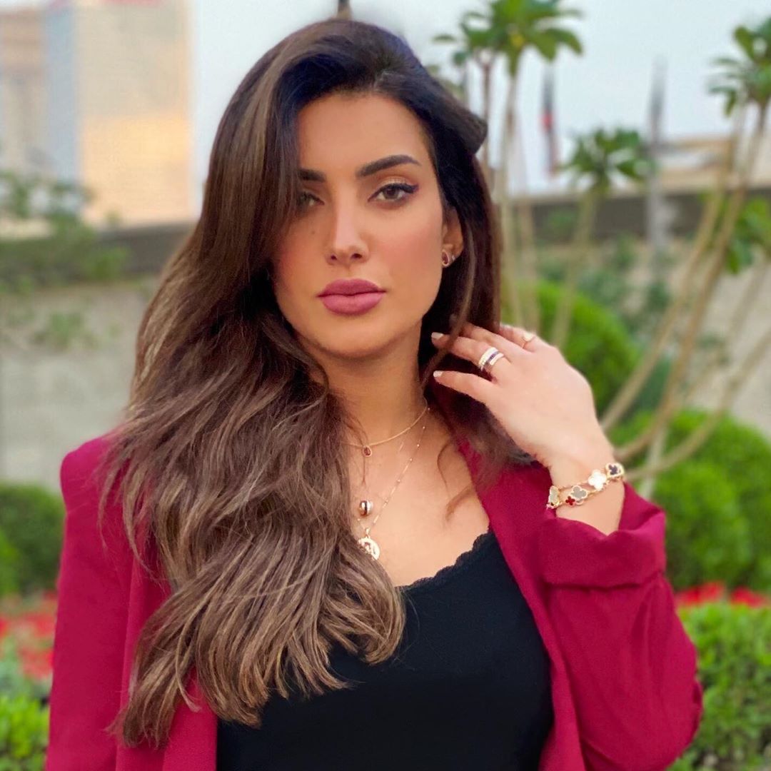 Bashayer Alshaibani - Instagram Clicks - NOv-2019 | Celebrity Photos Daily