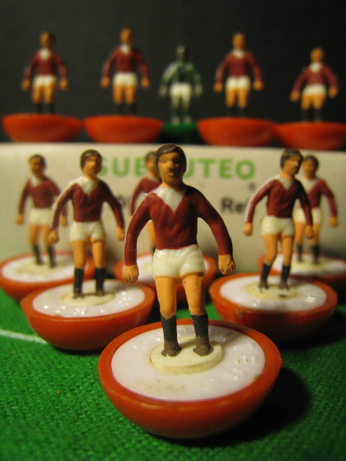 My Hybrid Green Box: Subbuteo Hybrid Manchester United # 131