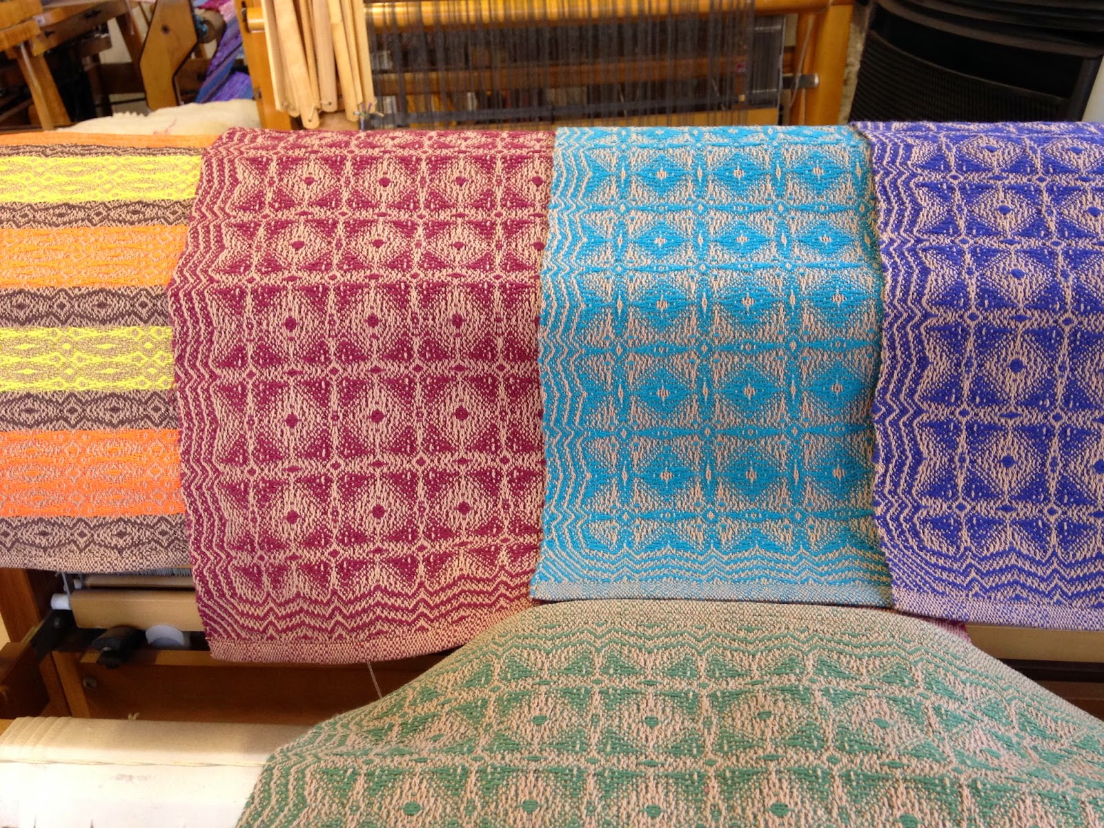 Daisy Hill Weaving Studio: First Project From My Eight Shaft Loom