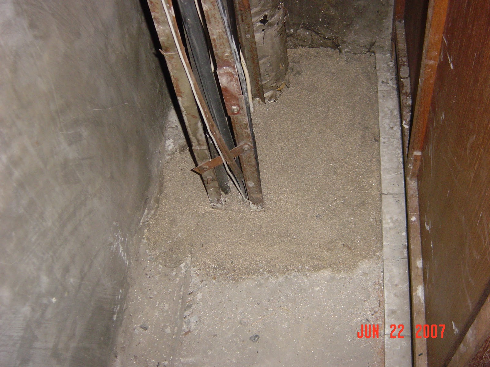 FIRESTOP MATERIAL untuk shaft dan lubang kabel