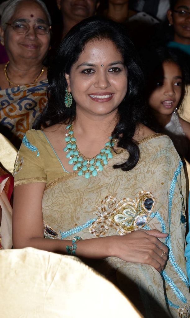 Singer Sunitha Photos | Tollywoodtv