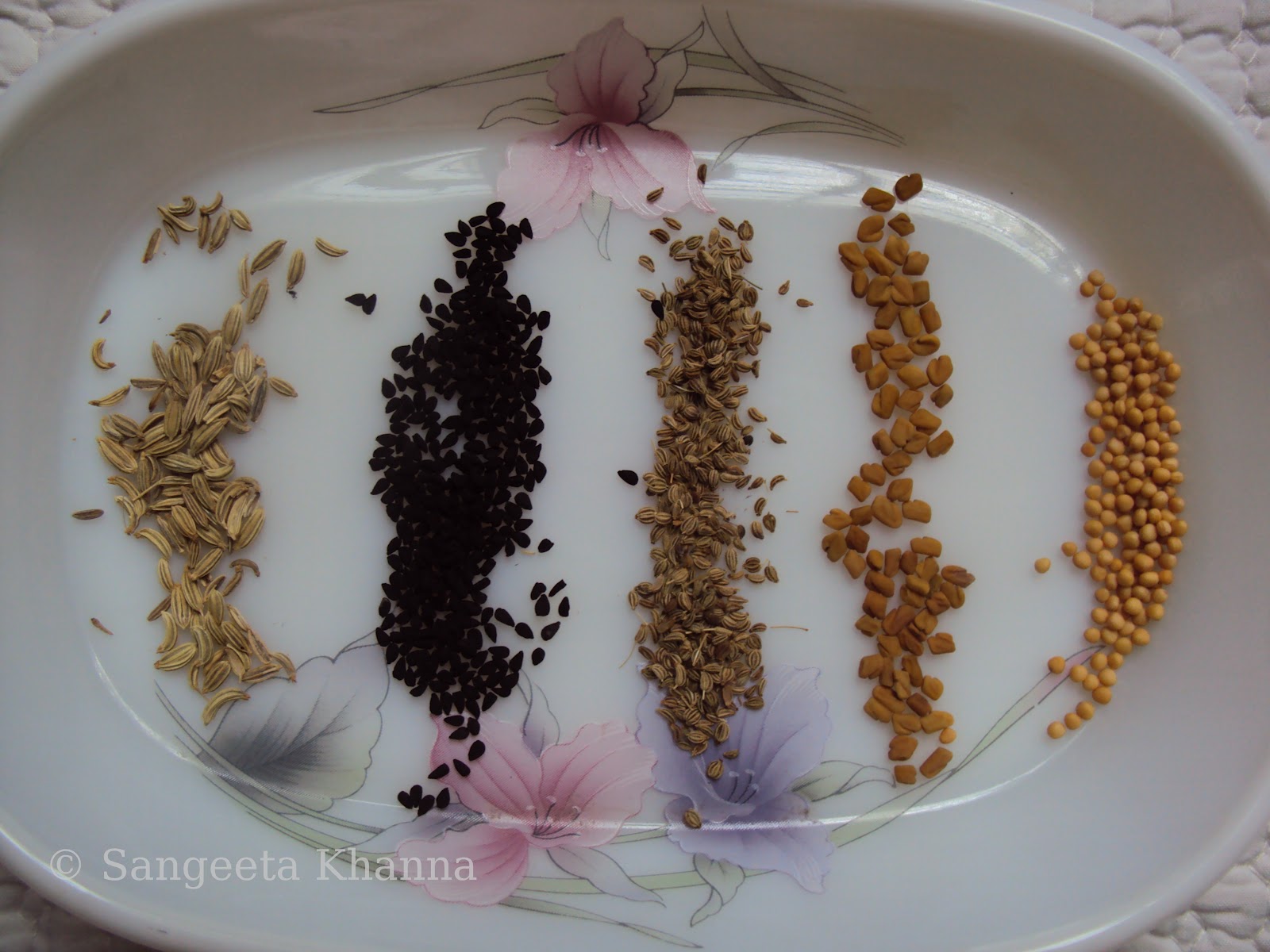 banaras ka khana: lime and chilli pickle | nimbu hari mirch ka achar