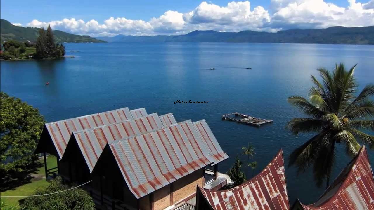 Pulau Samosir, Enchantment Tours In Central Lake Toba, North Sumatera ...