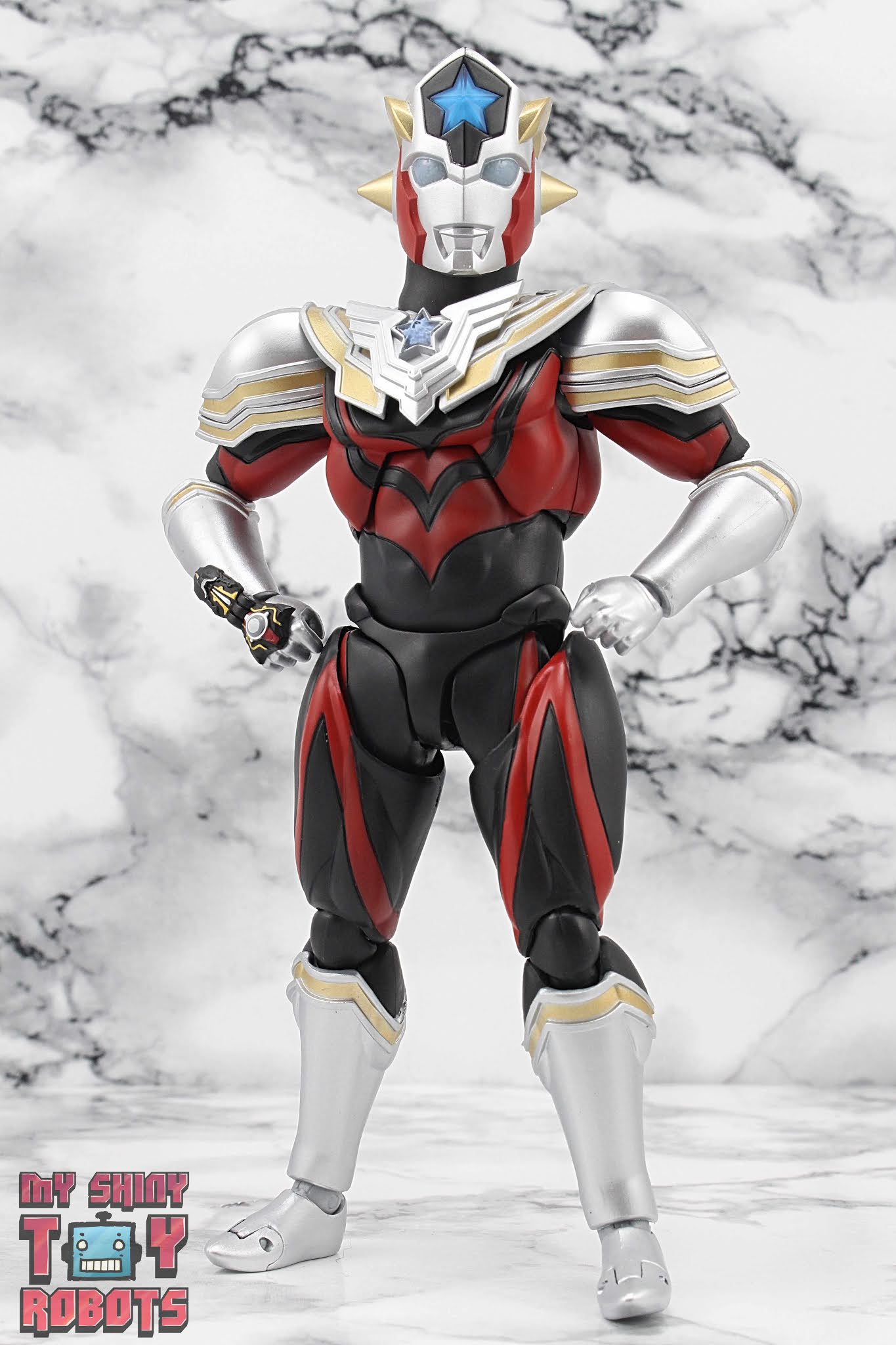 My Shiny Toy Robots: Toybox REVIEW: S.H. Figuarts Ultraman Titas