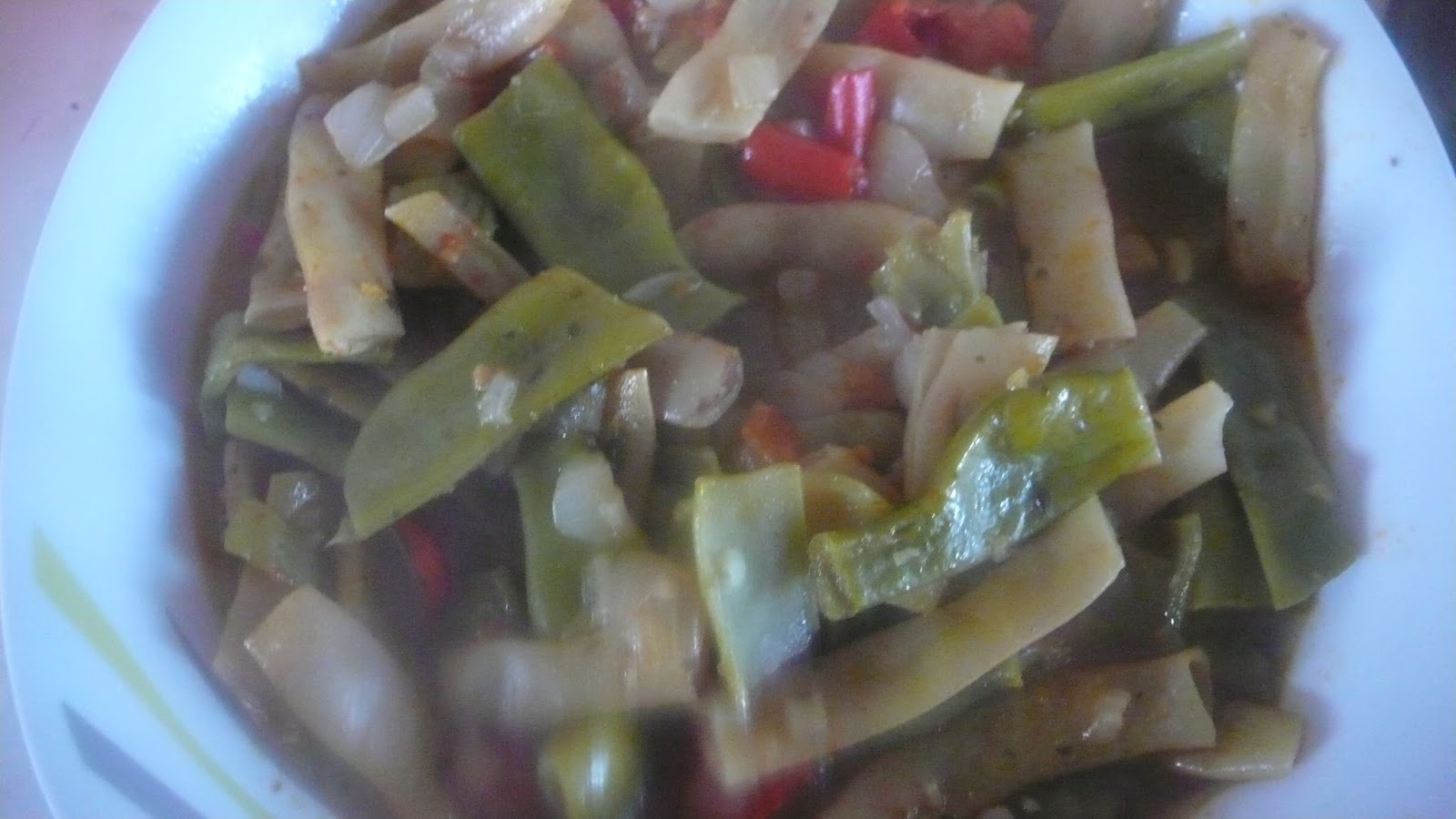 Slatko-slani kutak: Dinstane mahune sa povćem