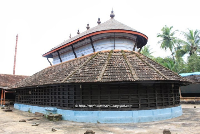 My India Travel: Panchlingeshwar Temple, Barkur